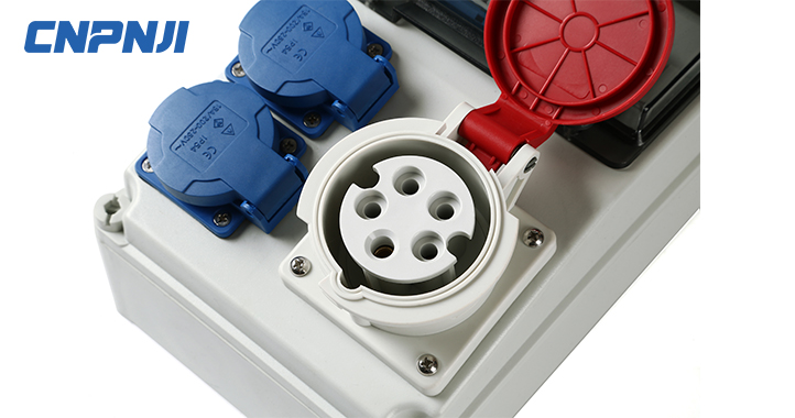 Material and application of industrial socket box - Pinji Electronic ...